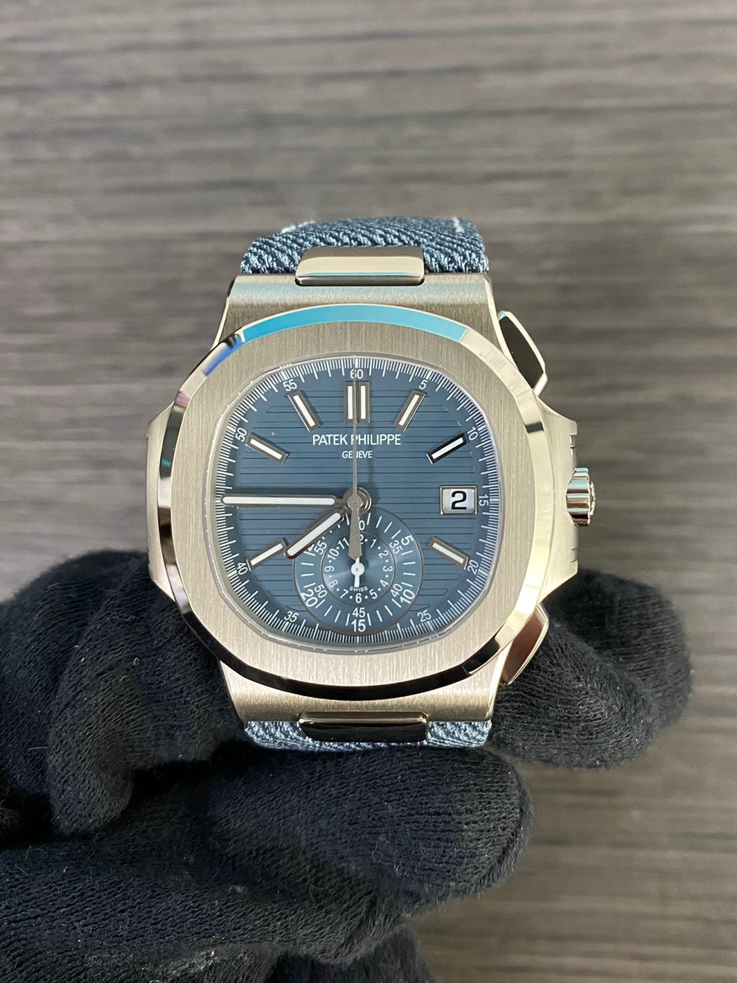 Patek Philippe 5980/60G White Gold Nautilus Chronograph – Watches ...